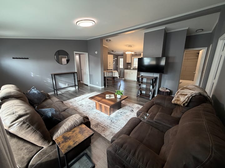 Hidden Hills Escape | Fire Pit • Views • Private - Black Hawk, SD