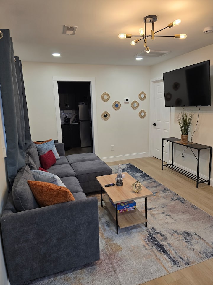 New! 2br Noda Escape | W/backyard + Free Parking - Grier Heights - Charlotte