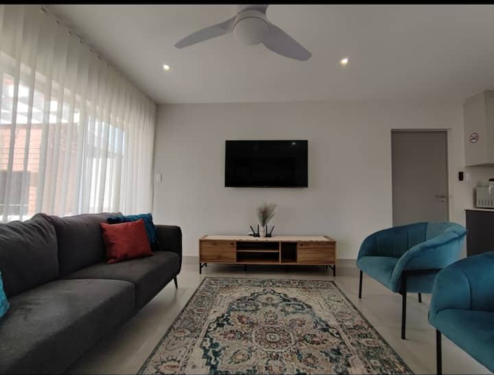 Luxury Duplex  59 @ 1 On York - 조지