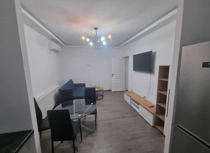 Forest Retreat - Caracal