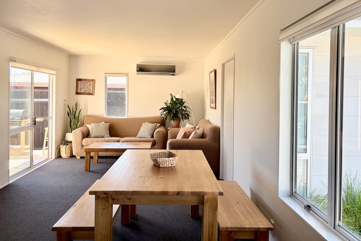 The Mount Surf House - Tauranga