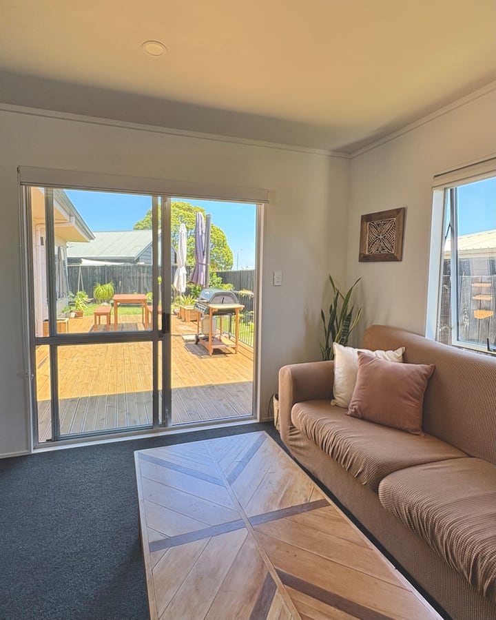 Surf & Sun Retreat In Mount Maunganui - Tauranga