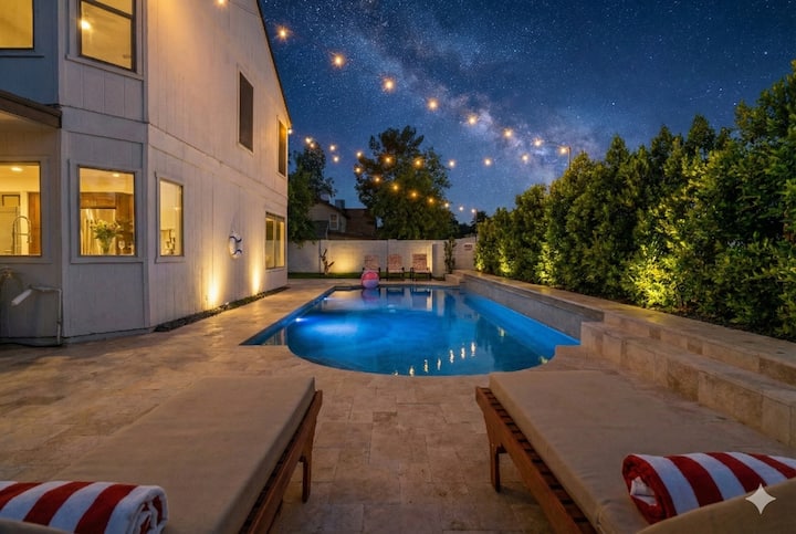 Upscale Family Home| Old Town| Pool | Hottub| Golf - Scottsdale, AZ