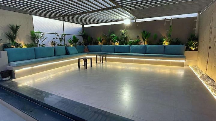 Modern Studio With Kitchen, Gym & Pool - Riyadh