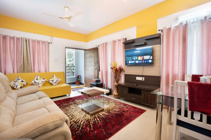 Blossom 101 Susan Homestay Lift Ac With Garden - Bengaluru