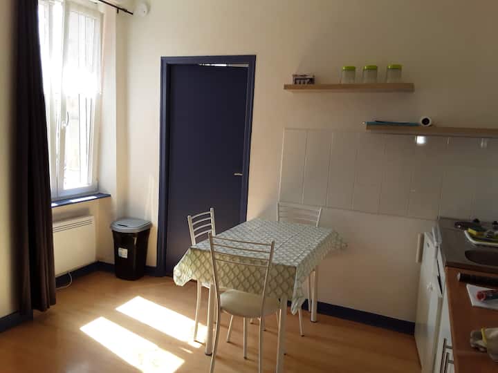 Petit Appartement Cosy Et Chaleureux - Belfort