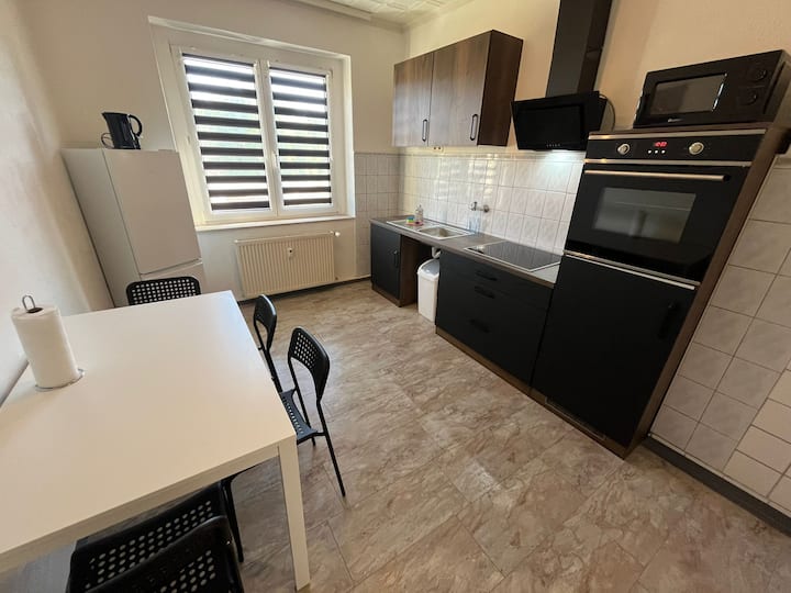 Legro Monteurs Wohnung Zeitz Forstplatz 6 1. Og R - Zeitz