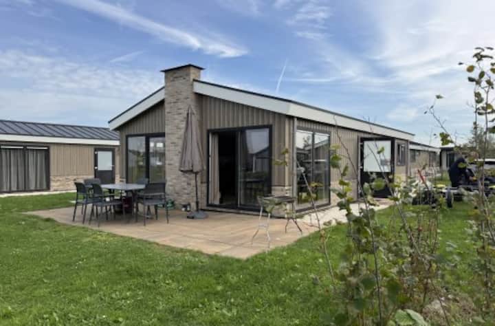 Haus Am Wasser + Steg Perfekt Für Family & Angeln - Kampen