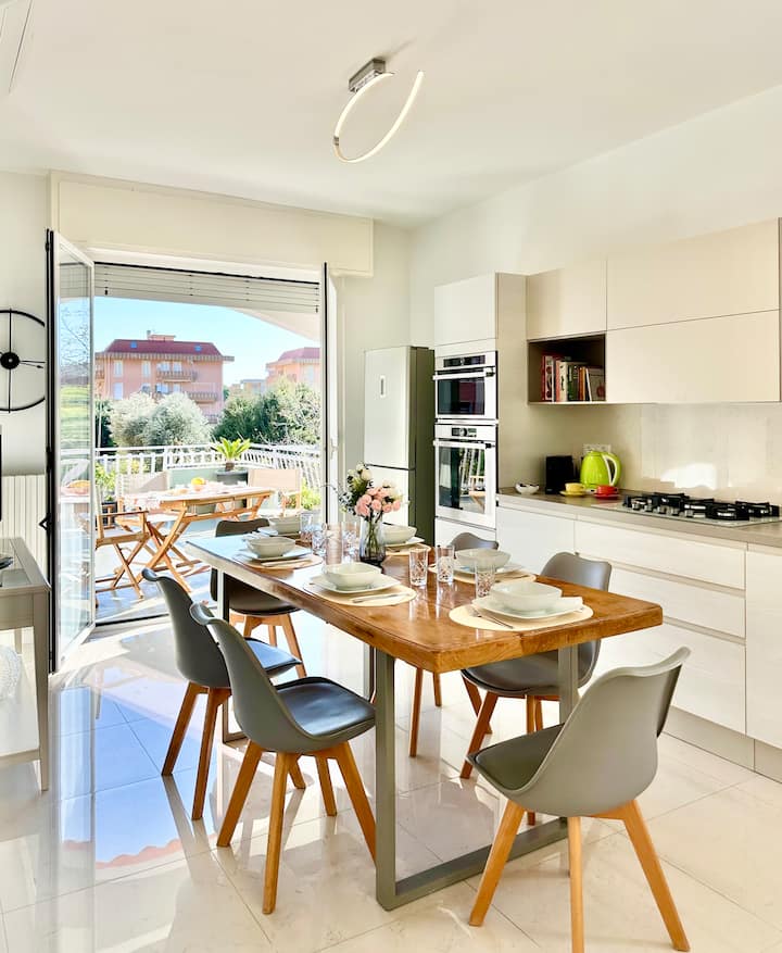 Dimora Concept - Casa Efe_terrace And Free Parking - Pietra Ligure