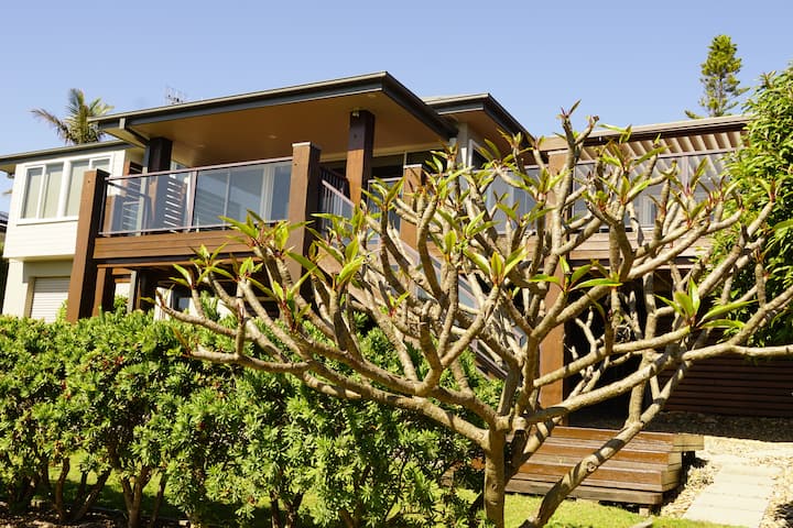 Stowaway - By The Sea - Merimbula