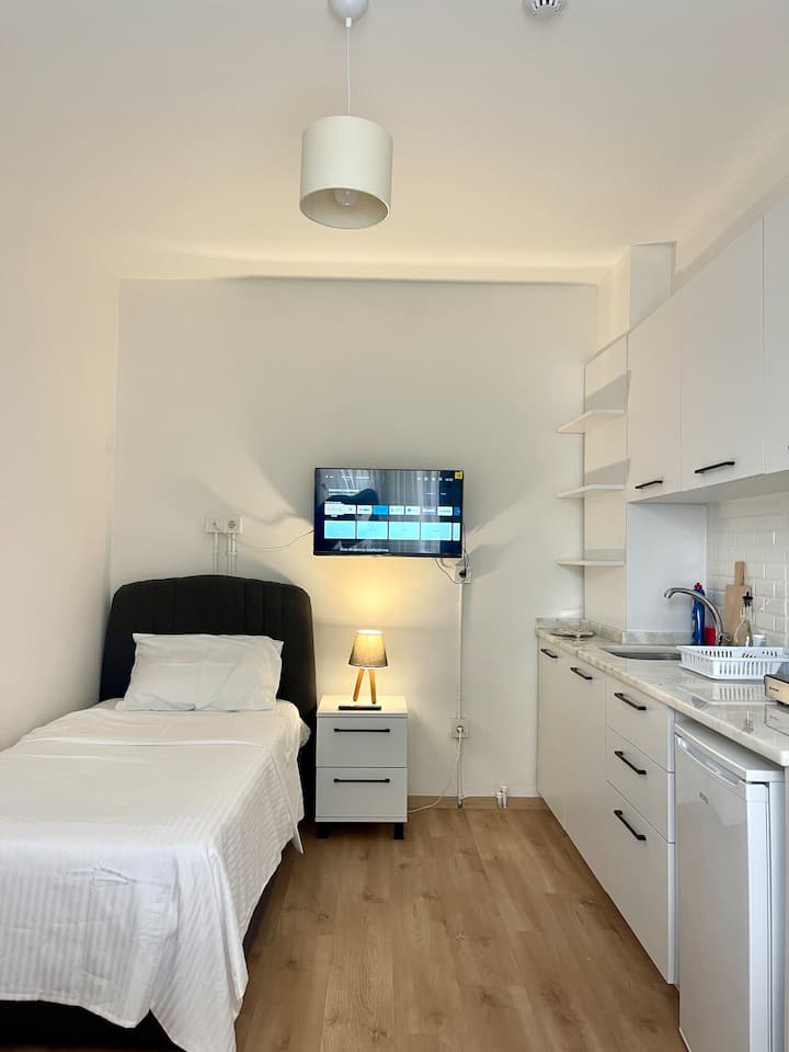 F1 Single Studio Apartment - Beykoz
