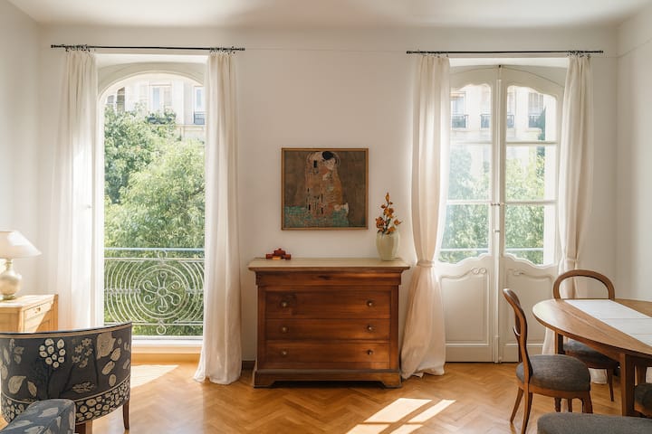 Lumineux Et Calme, Plein Centre - Toulon