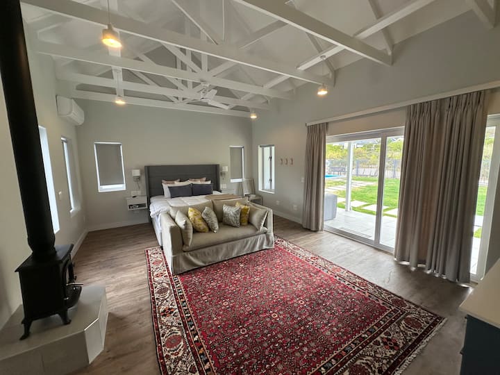 The Lazy Tortoise - Montagu