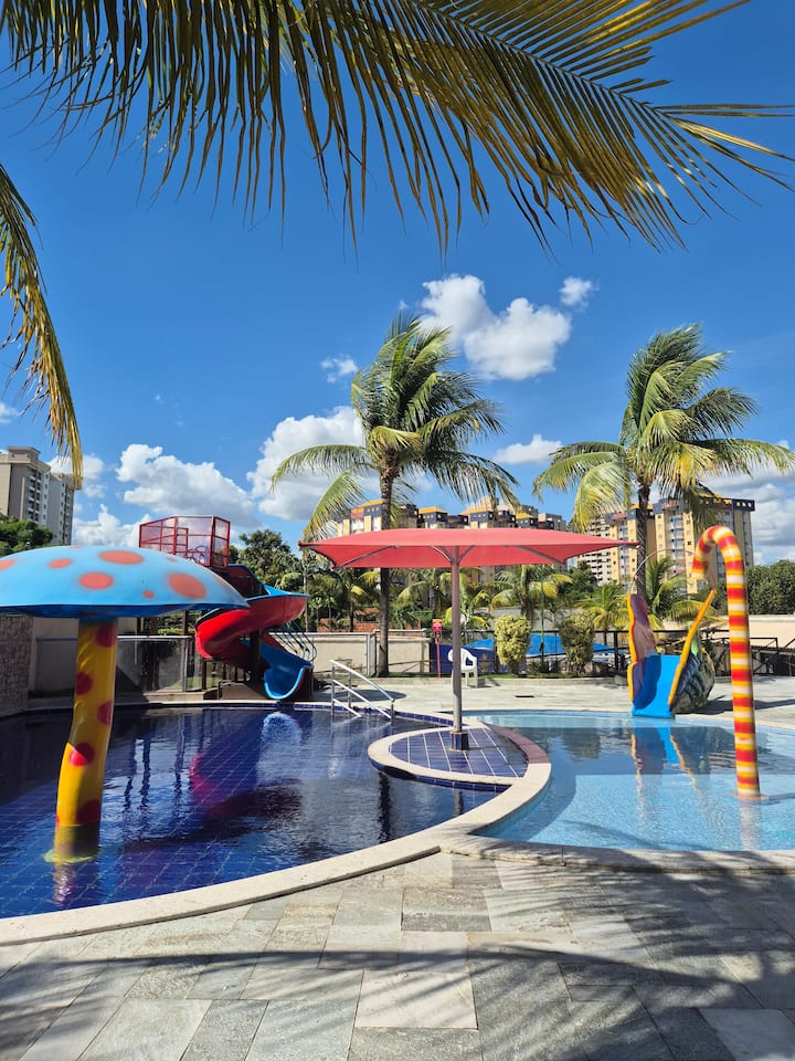 Bloco D - Apt 902. Residencial Em Caldas Novas - カルダス・ノバス