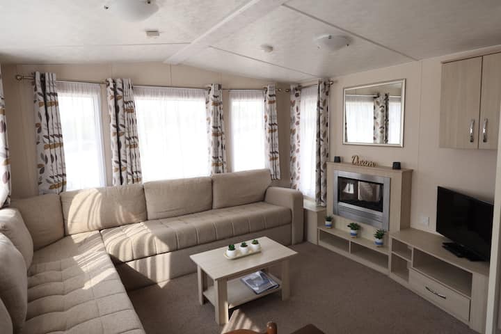 Lowford Caravan - Sleeps 6 - Hamble-le-Rice