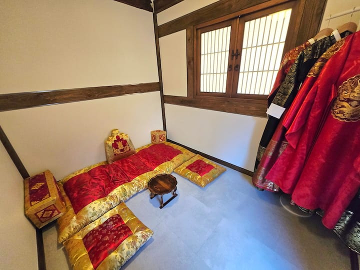 OPEN traditionelles koreanisches Hotel Hanok Neubau | Seoul Mapo Hongik ...