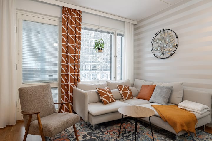 Hennalan Helmi, Lähellä Palveluja - Lahti