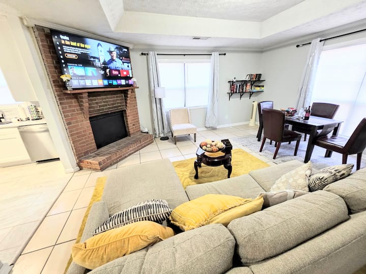 Nice Atlanta Home, Near Airport, Wifi, Ev Charging - Riverdale, GA