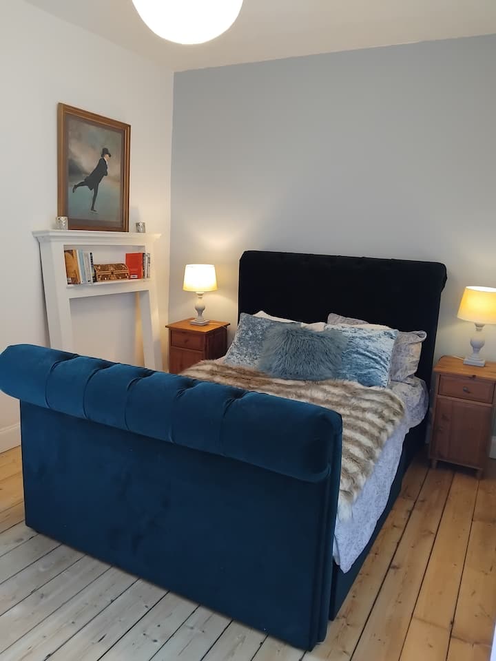 Sleeps 4. Cute & Cosy Leith Flat Next To The Tram. - Edinburgh