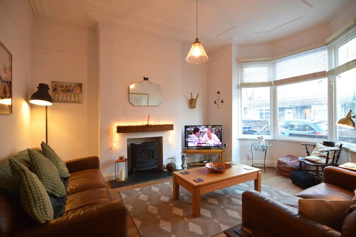 3-bed Coastal Retreat, Short Walk To Beach - Cleethorpes