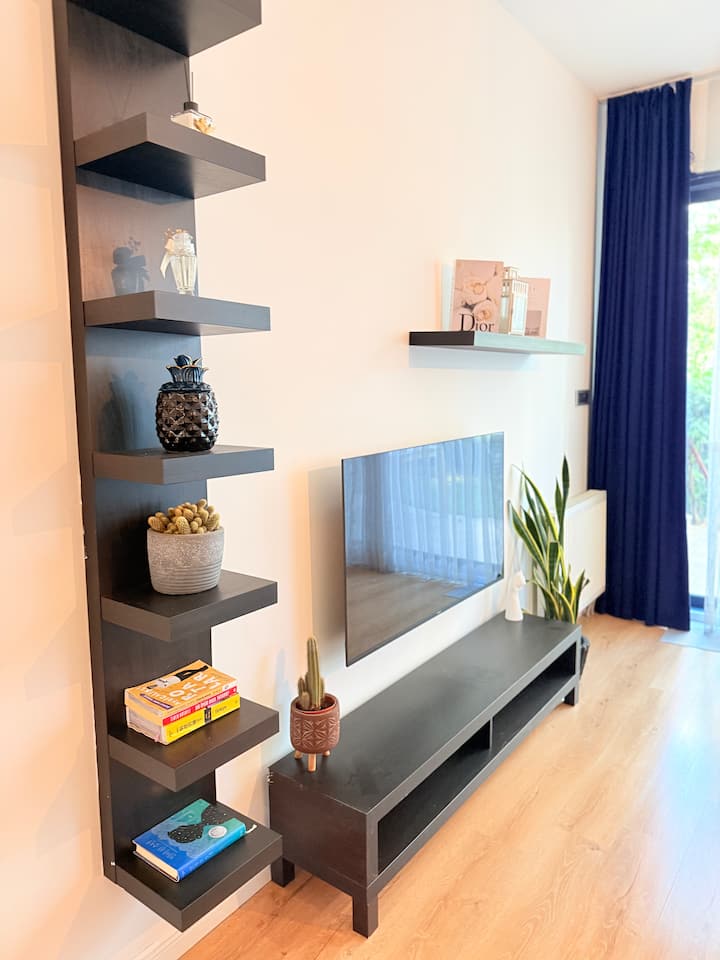 Göl Ve Deniz Manzaralı Bahçe Katlı Dubleks Daire - Istanbul