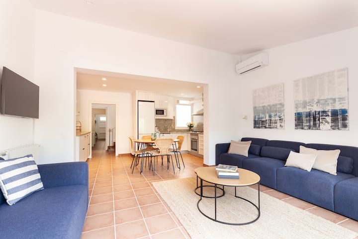Casa Rosari I · Jardín & Parking Privado - El Masnou