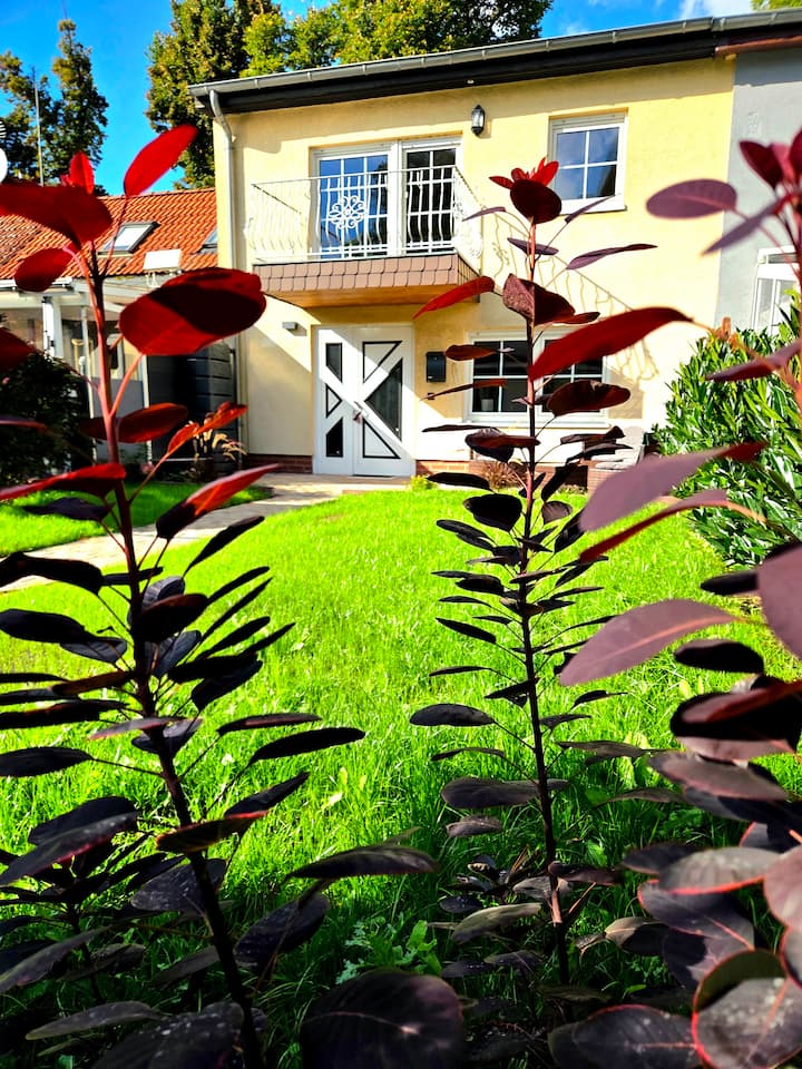 Reihenhaus Mit Garten Auf Dem Langen Hof - Velten