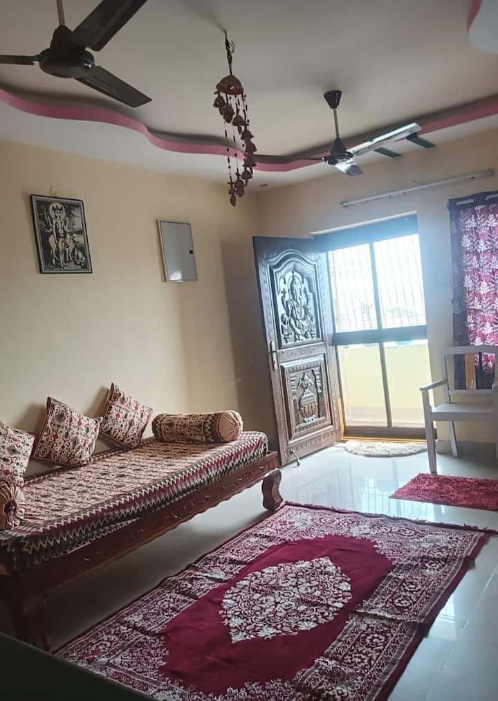 శ్రీరాఘవేంద్ర విడిదిల్లు-Sriraghavendra Guesthouse - Guntur