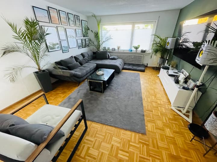 Schöne Gemütliche 3.5 Zimmer Wohnung Nähe Seepark - Freiburg