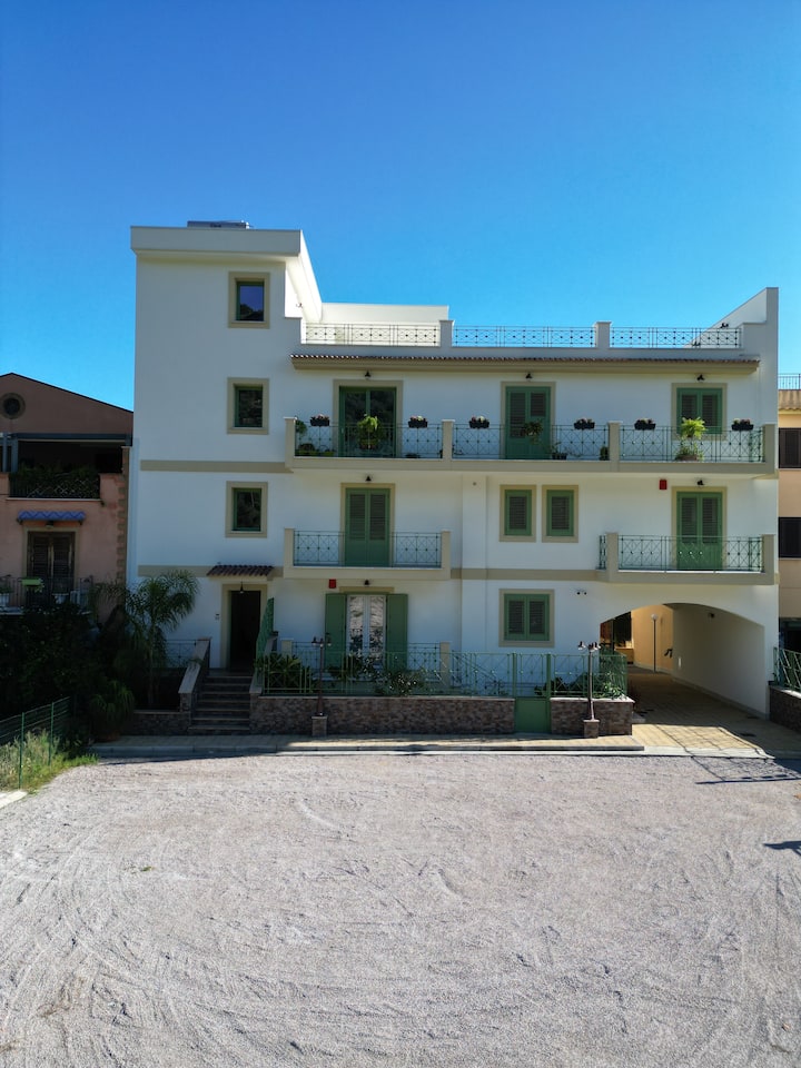 La Casa Di Zefiro Ponente - Santa Flavia