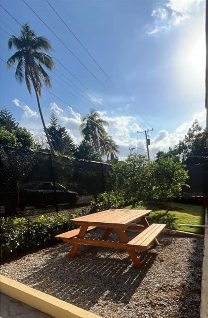 Apartamento 2 Habitaciones Y 2 Baños En Miramar - Havana