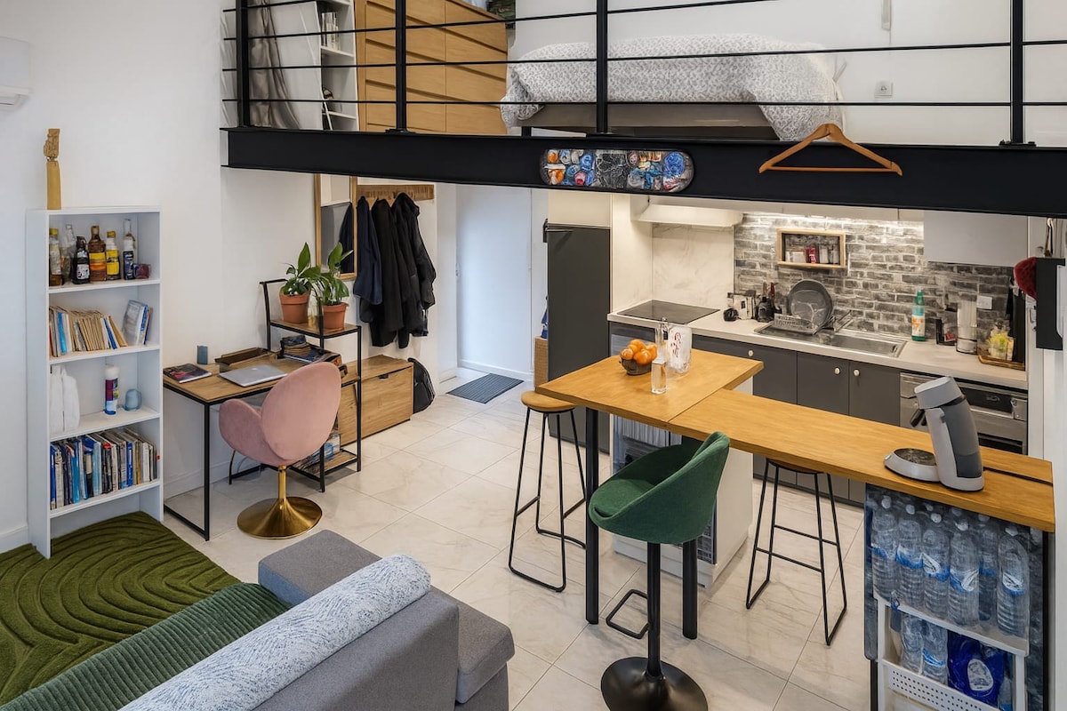 Nice spacious two-room apartment between Ajaccio and Porticcio ...