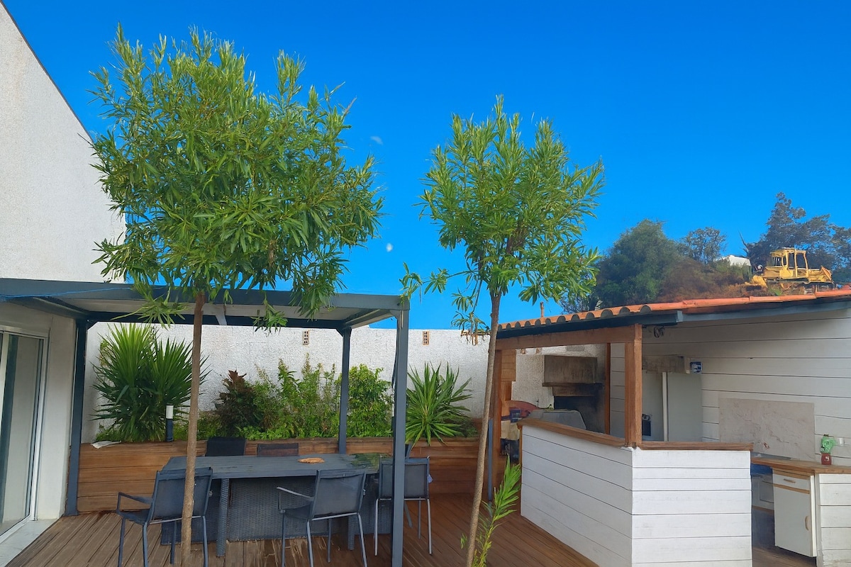 Nice spacious two-room apartment between Ajaccio and Porticcio - Flats ...