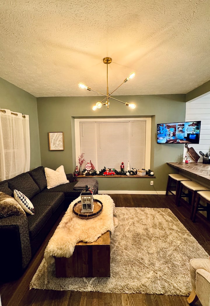 Cozy Home Near Downtown - 그랜드래피즈