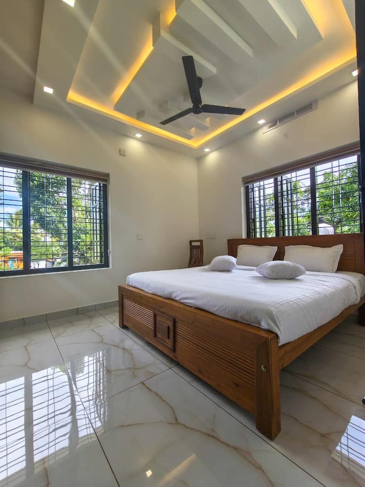 Suryahomestay-where Luxury Meets Nature&kino Trees - Marayoor