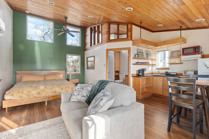 The Cottage In The Whit - Eugene, OR