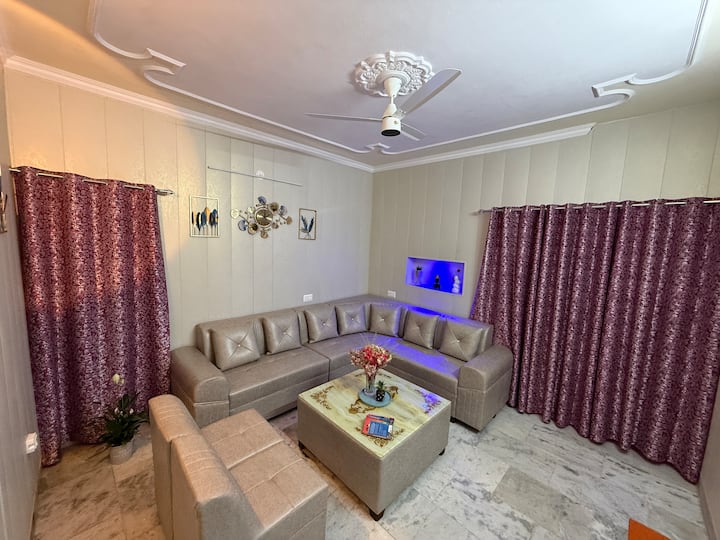 Exclusive 1bhk By Saini Homestay-near Max Hospital - Sahibzada Ajit Singh Nagar
