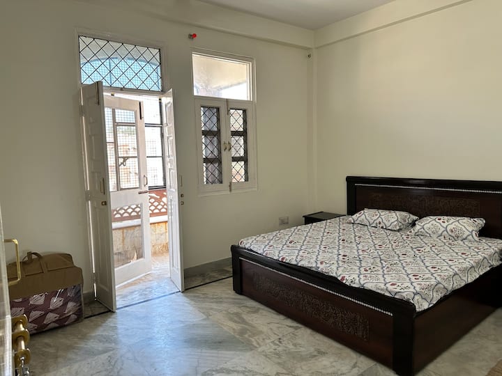 Shri Radharam House - Vrindavan