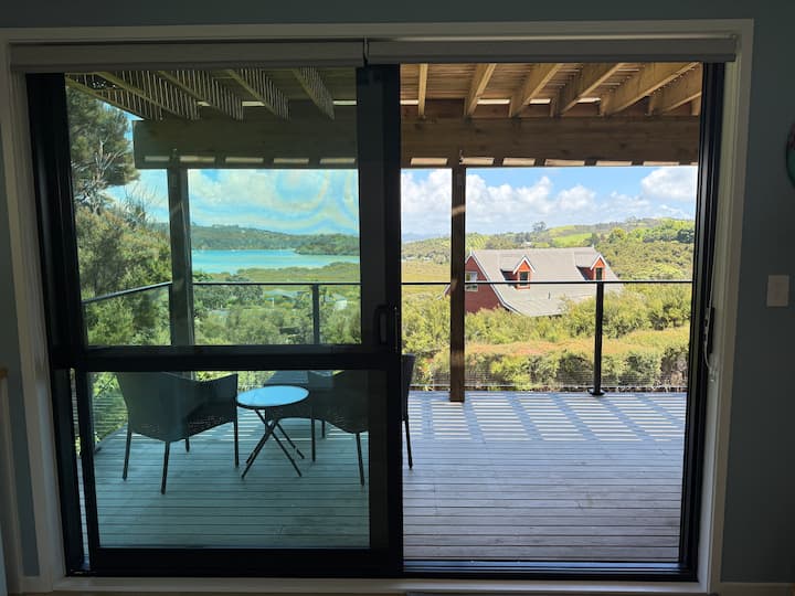 Piccolo Nido - A Quiet Cozy Base - Russell