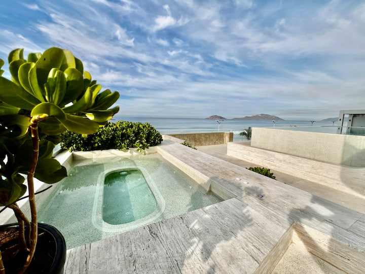 Cristal Bay 1603| Alberca | Vista Al Mar | Jacuzzi - Mexico