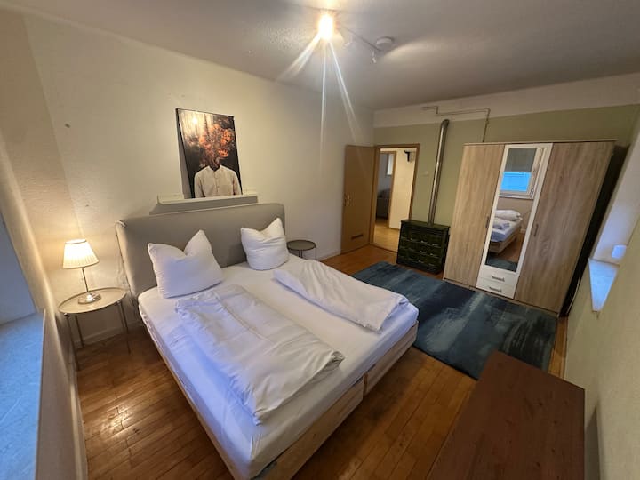 Top Lage, 3-zimmer Mit Parkplatz - Neutraubling