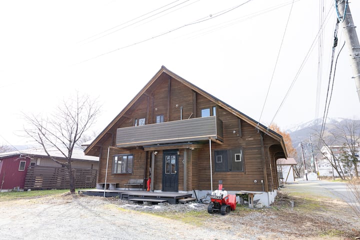 Private Retreat / Sleeps 8 / Parking Available - Hakuba
