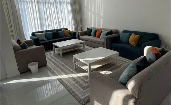 4 Bedroom Villa In Zallaq - Bahrain