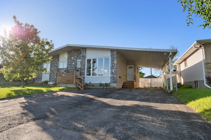 Luxueuse Maison à Gatineau Pour 4 Personnes - Gatineau