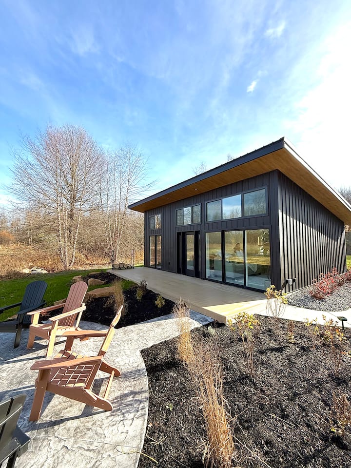 Willow Retreat @Austinpinescabins - Geneva-on-the-Lake, OH