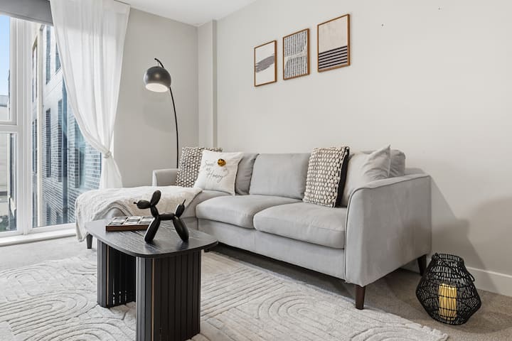 Lux 2 Bd With Free Parking & Wifi | Central Mcr - 샐퍼드