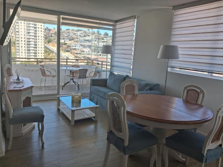Amplio Departamento Ubicado En Viña Del Mar - Valparaíso