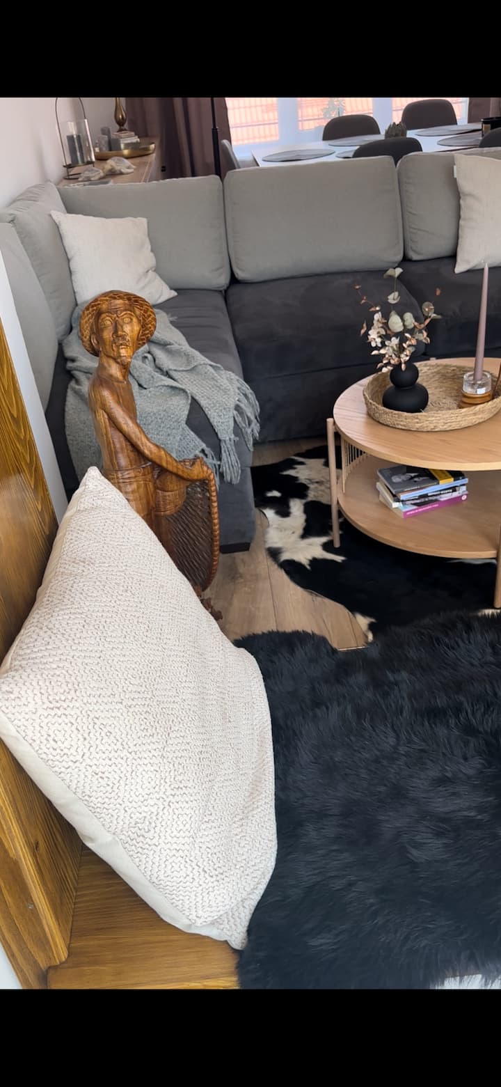 Apartament Cu 3 Camere.capacitate 6 Persoane - Zărnești