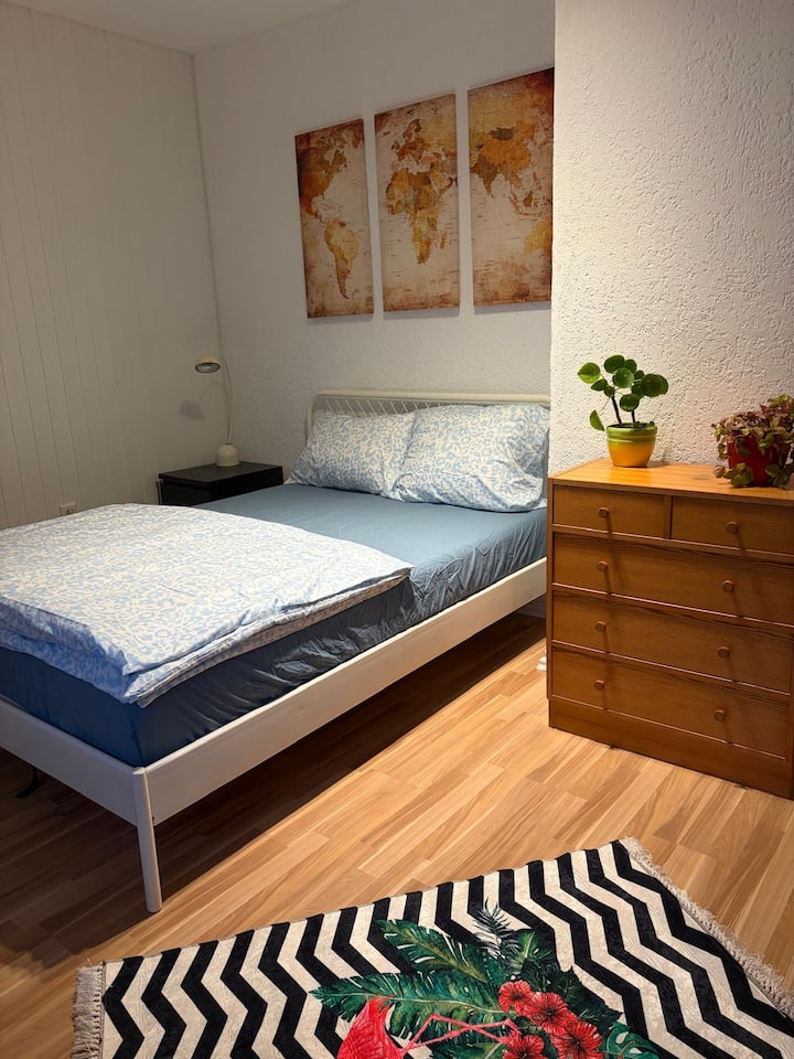 Am Rhein – Nähe Koelnmesse & Lanxess Arena - Cologne