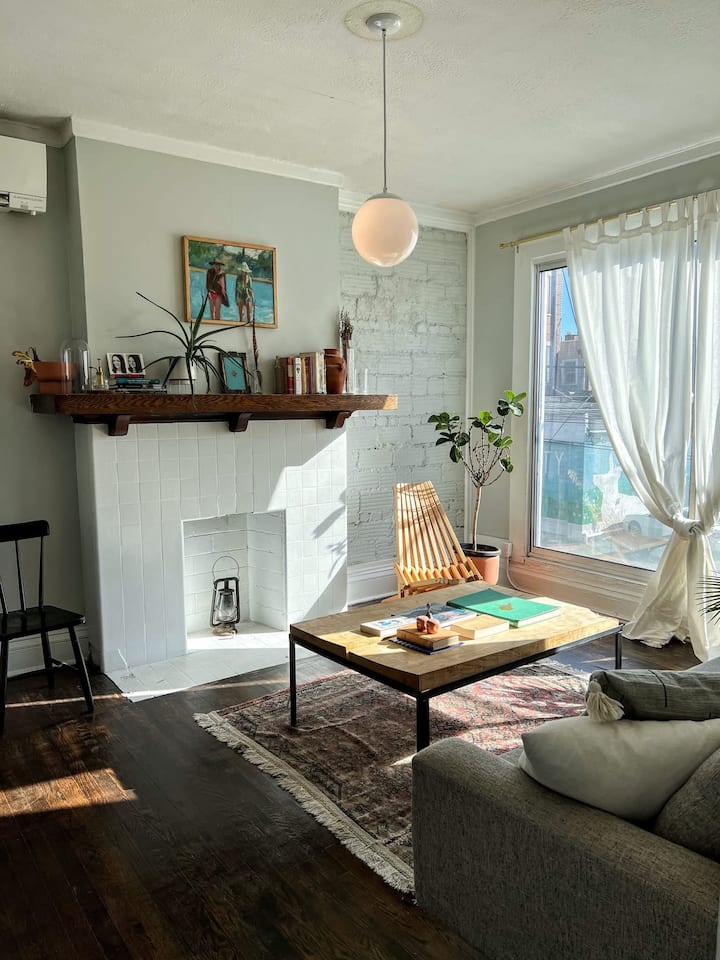 Hazel - Midtown Loft - Charleston, WV